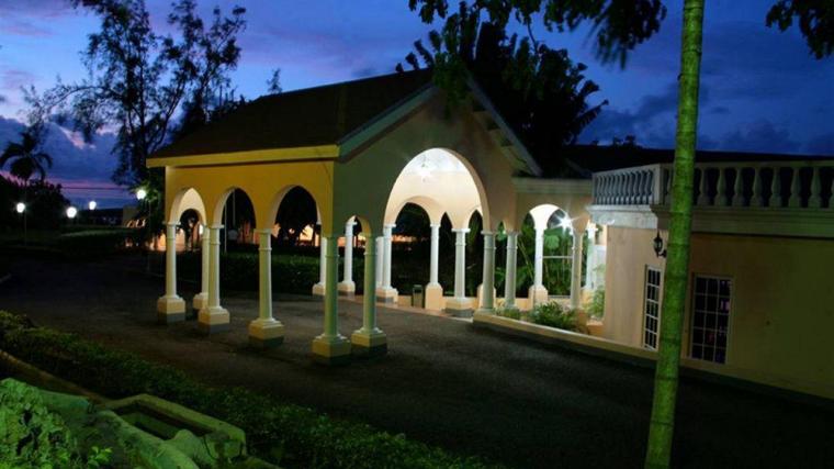 Montego Bay Airport Transfer To Runaway Bay Heart Hotel