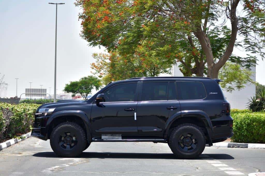 Couples Tower Isle SUV Transfers From Montego Bay Airport